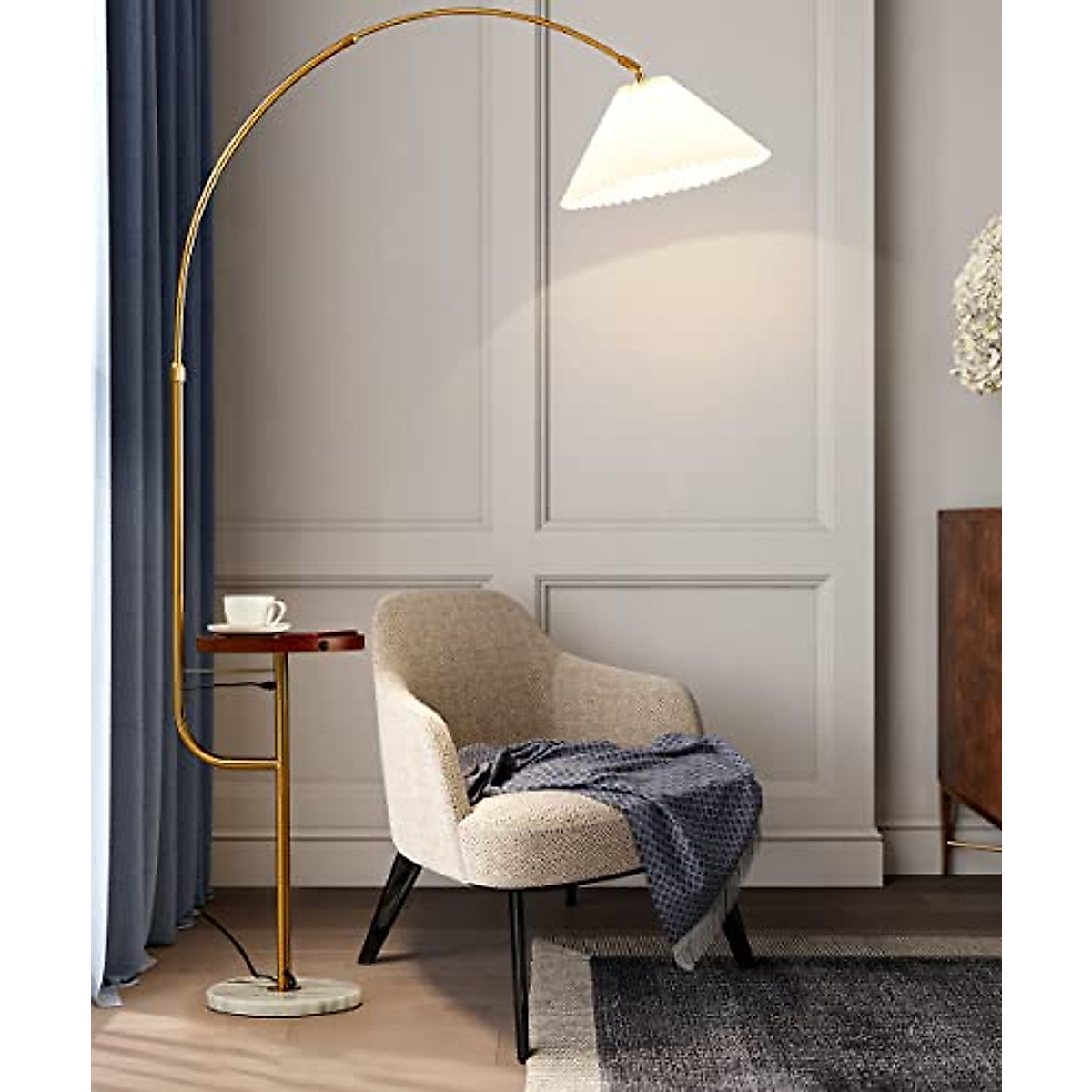 Floor Lamp with Table/Tray,Michideco Bedside Lamp with Double USB Ports and Charger,Great Reading Lamp for Bedroom, Living Room or Office(Gold,Long-arm)