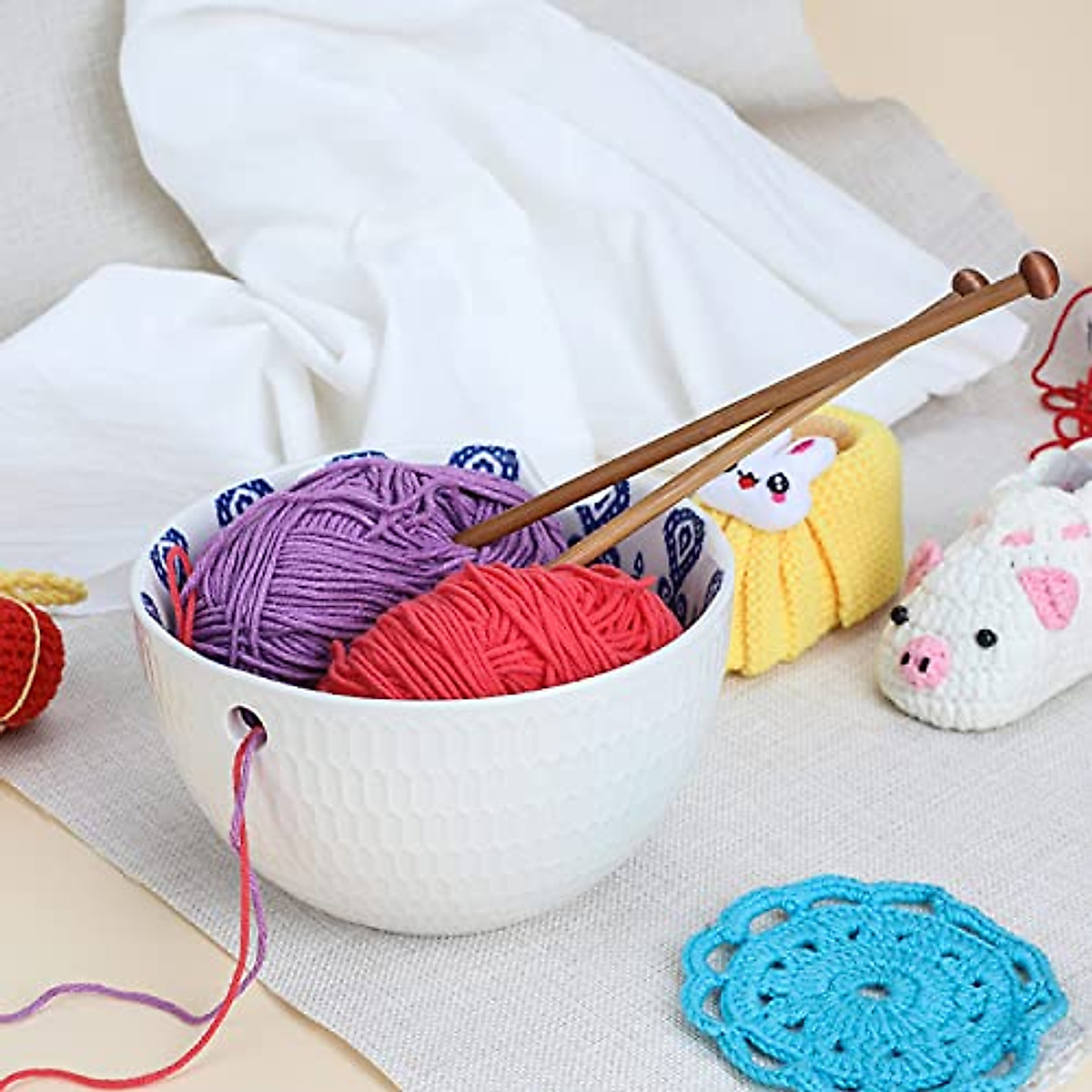 Ceramic Yarn Bowl Large Knitting Bowl, 6.1 x 3.7 Inches, Handmade Yarn Holder for Crocheting, Ball of Yarn for Tangle-Free, Holder for Crochet, Portable Decorative Knitting Bowl