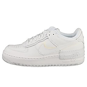 NIKE Women's Basketball Shoe, White, 10