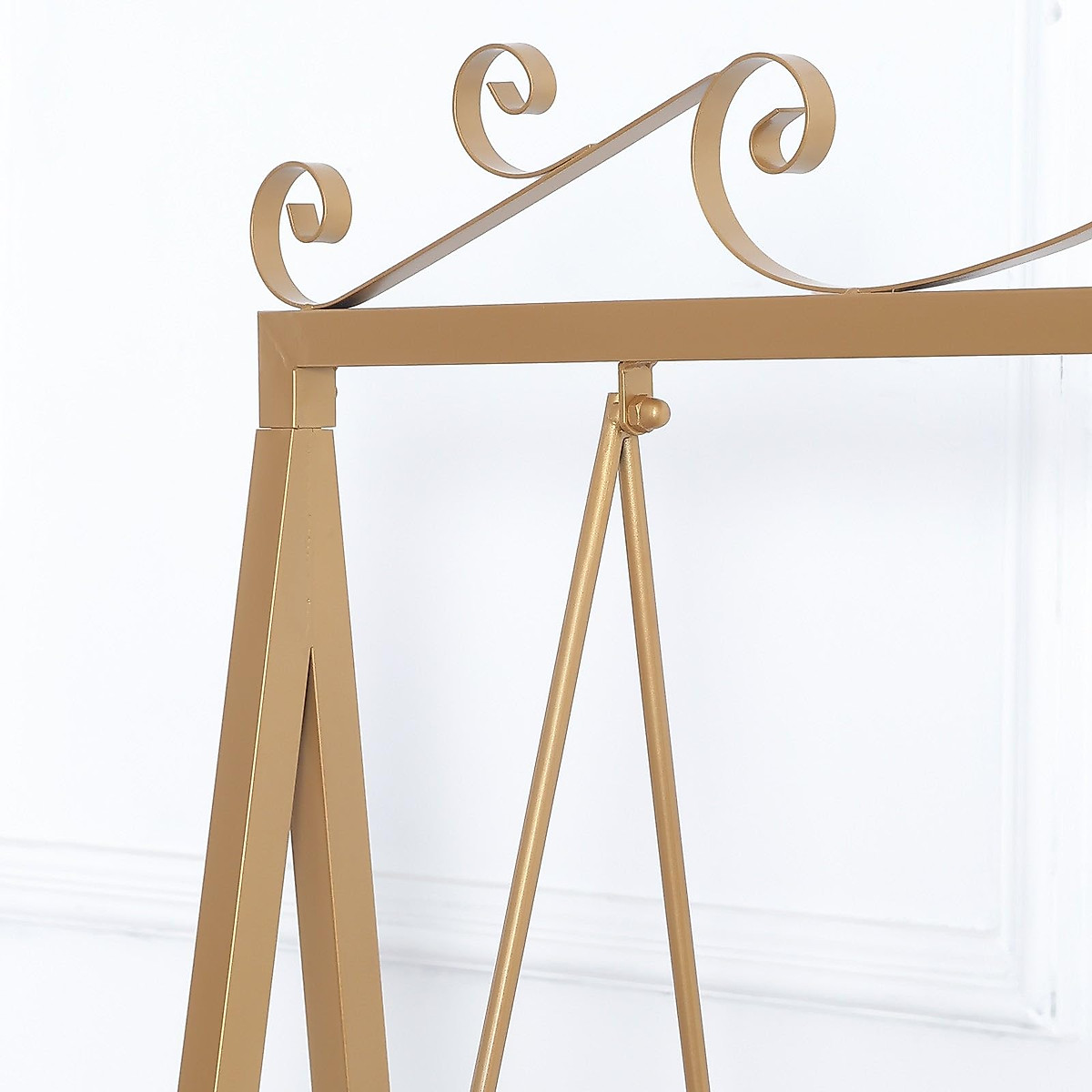 TABLECLOTHSFACTORY 6ft Tall Gold Metal Unique Hanging Dessert Display Swing Floor Stand, Elegant Cake Serving Station