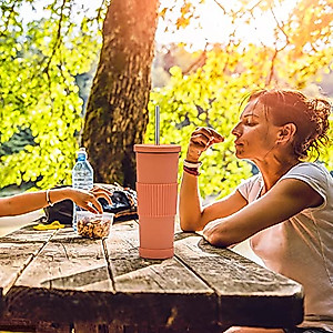 PHEZEN 830ml Sports Water Bottle with Straw Lid, Stainless Steel Thermos Vacuum Insulated Water Bottle Large Capacity Water Bottle with Non-Slip Cup Body Sleeve BPA-Free Insulated Water Bottles