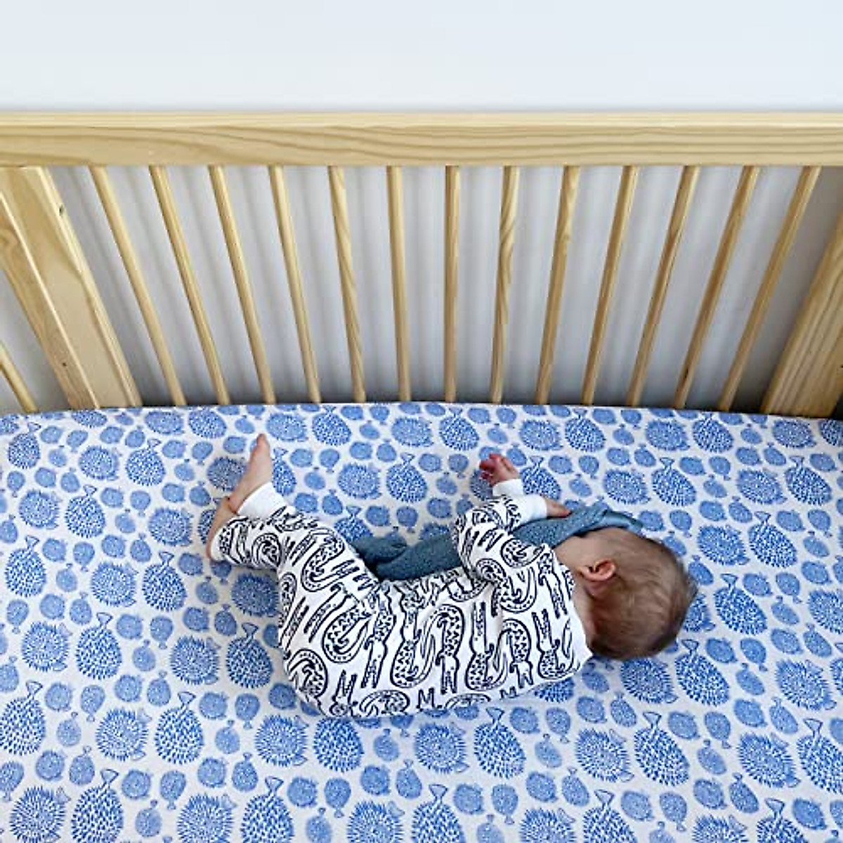 Lewis Crib Sheet | Soft & Breathable Fitted Sheet | Standard Crib Toddler Mattress for Boys & Girls | 100% Muslin Cotton for Sensitive Skin | Unisex Newborn Essential | Blowfish Pattern Marine