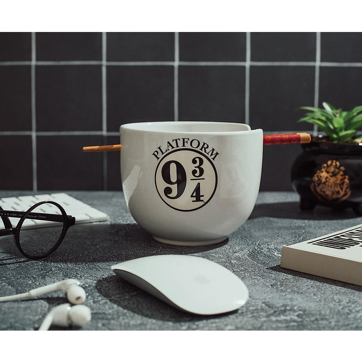 Harry Potter Platform 9 3/4 Dinnerware | 20-Ounce Ramen Bowl and Chopstick Set