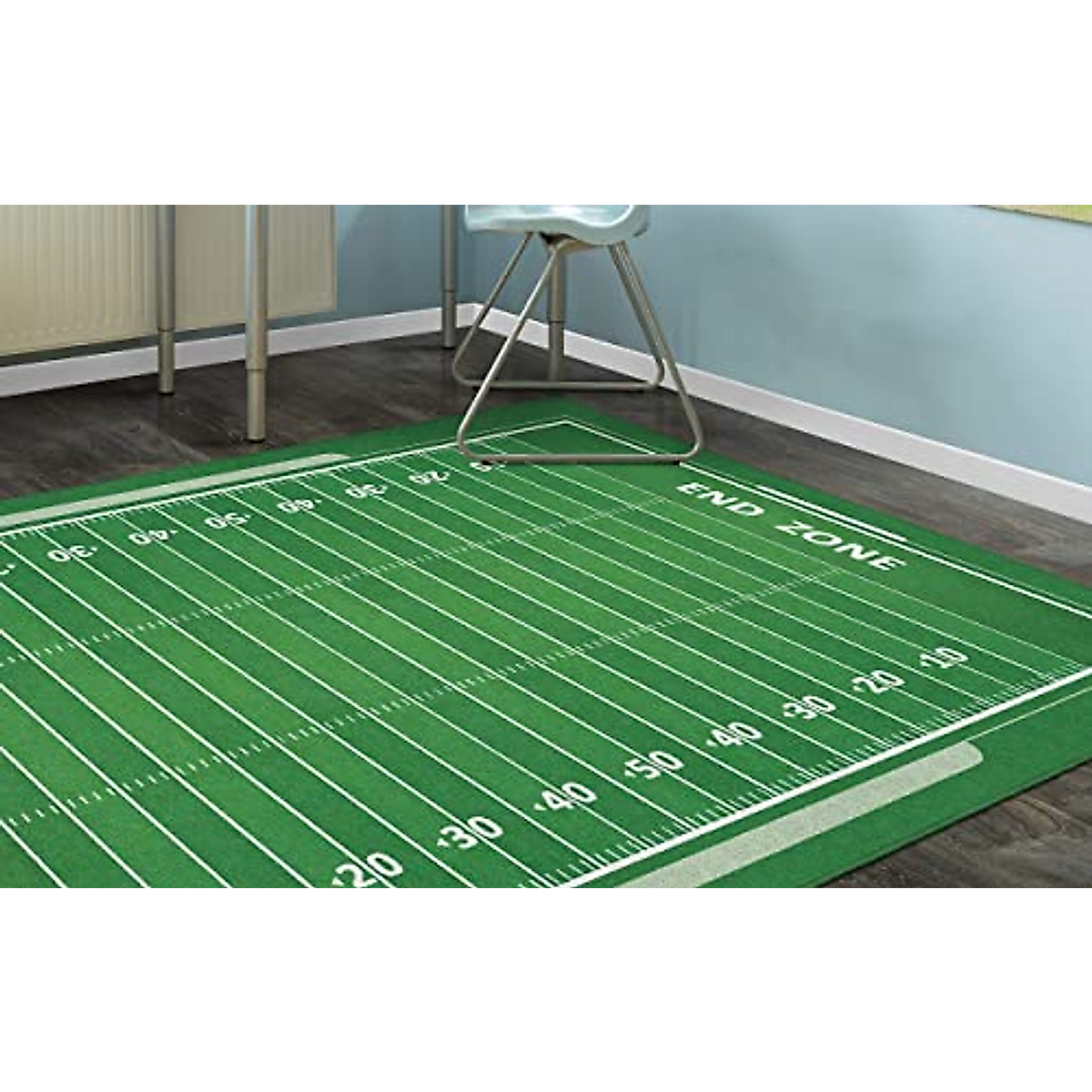 Brumlow MILLS Washable Sports Field Print Indoor or Outdoor Rug for Living Area or Play Room, Bedroom Mat, Patio Carpet or Entryway Rug, 5' x 8', Football