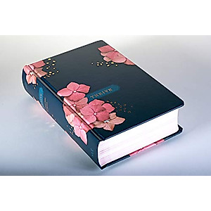 NLT THRIVE Devotional Bible for Women (Hardcover)