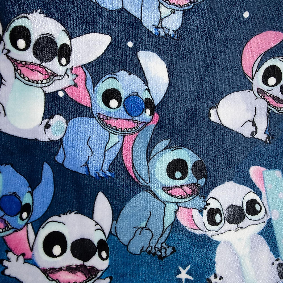 Kids Sherpa Flannel Throw Blanket 50" x 60 inches, Super Soft Cozy Plush Blanket for Indoor and Outdoor Use (Stitch, Throw(50'' × 60''))