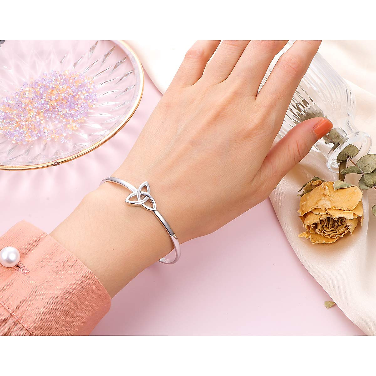 FLYOW Irish Jewelry Cuff Bangle for Women, Sterling Silver Celtic Knot Bracelet Birthday Gift for Wife Girlfriend Best Friend Sister Mom