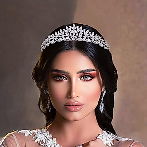 FASNAHOK Silver CZ Wedding Tiaras for Brides Floral Princess Crowns for Women Cubic Zirconia Bridal Headband Sweet 16 Crown Birthday Hair Accessories