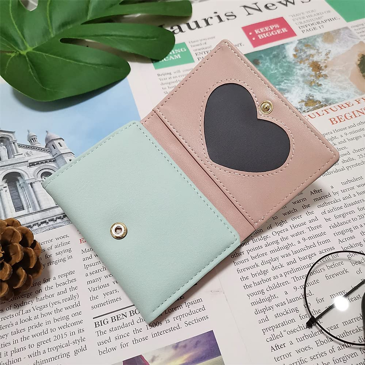 Loxepur Women's Cartoon Wallet With Zipper Coin Three-Fold Purse for Daily Life Festive Gift (Green)