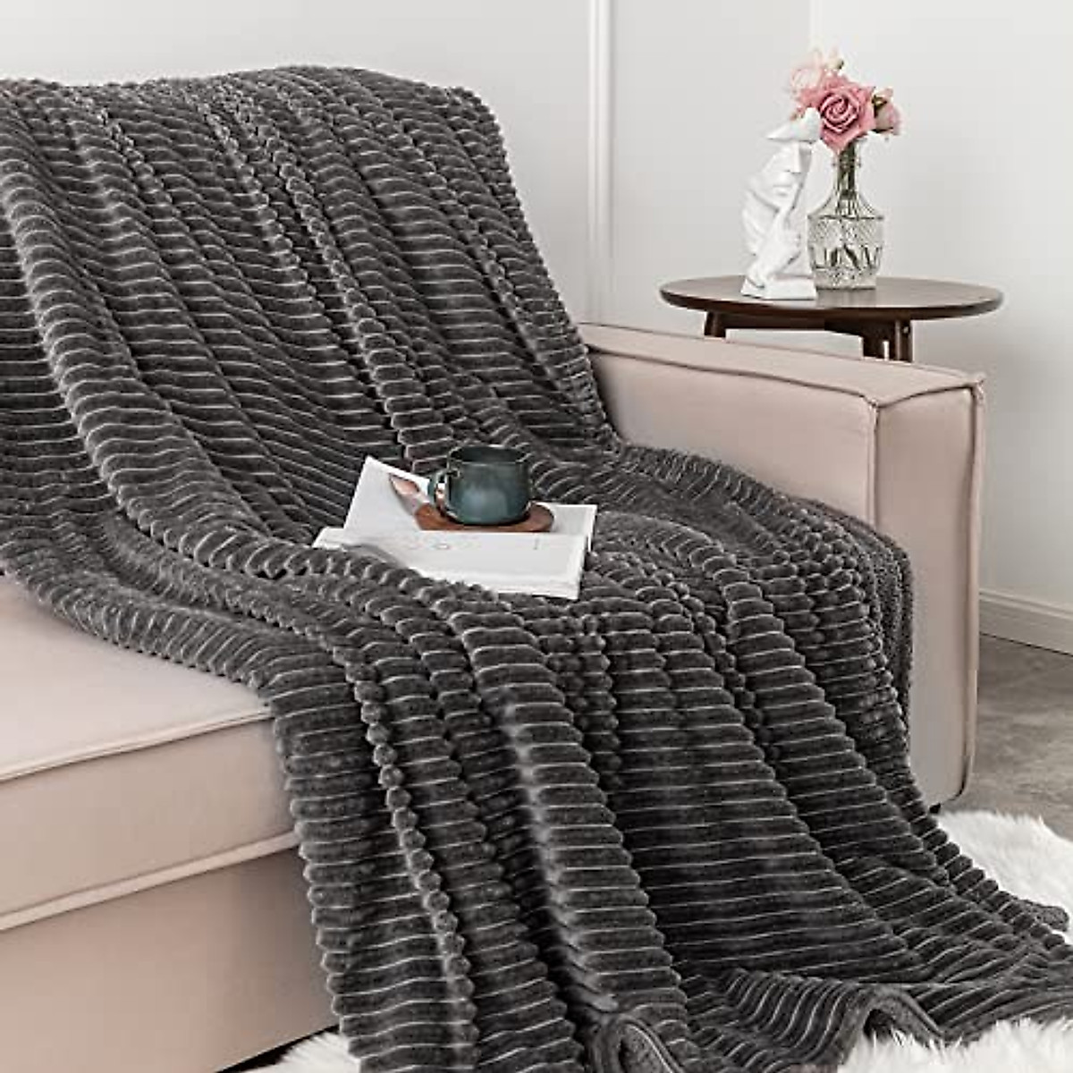 DaysU Striped Fleece Blanket, Soft Cozy Reversible Flannel Sherpa Throw Blanket for Couch, Thick Warm Fluffy Fuzzy Plush Large Queen Size Blanket for Bed, 1 Pack, 86" x 94", Grey