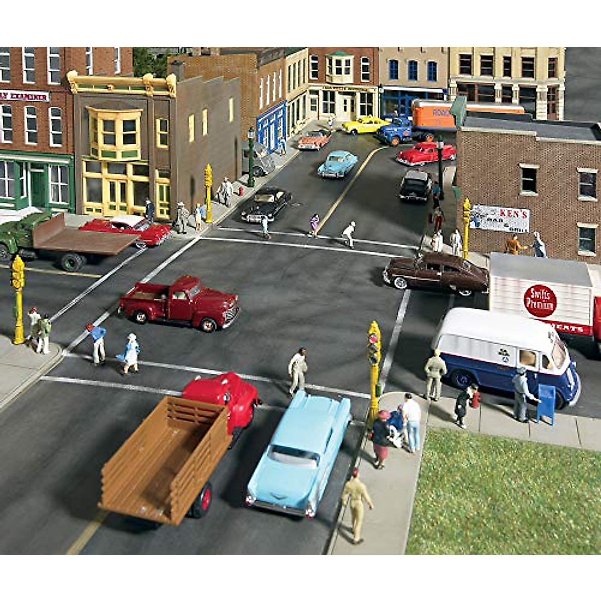 Walthers Cornerstone Series Kit HO Scale Model Asphalt Street System Straight Sections