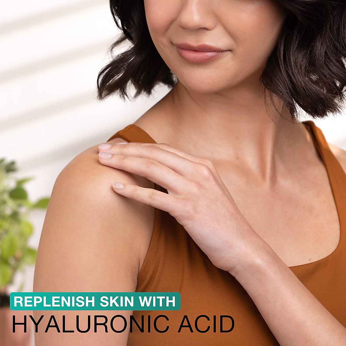 Neutrogena Sun Rescue After Sun Rehydrating Spray with Hyaluronic Acid, Vegan and Lightweight 48-Moisturizing Skin and Body Mist, Non-Comedogenic Hydration, 6.7 Oz