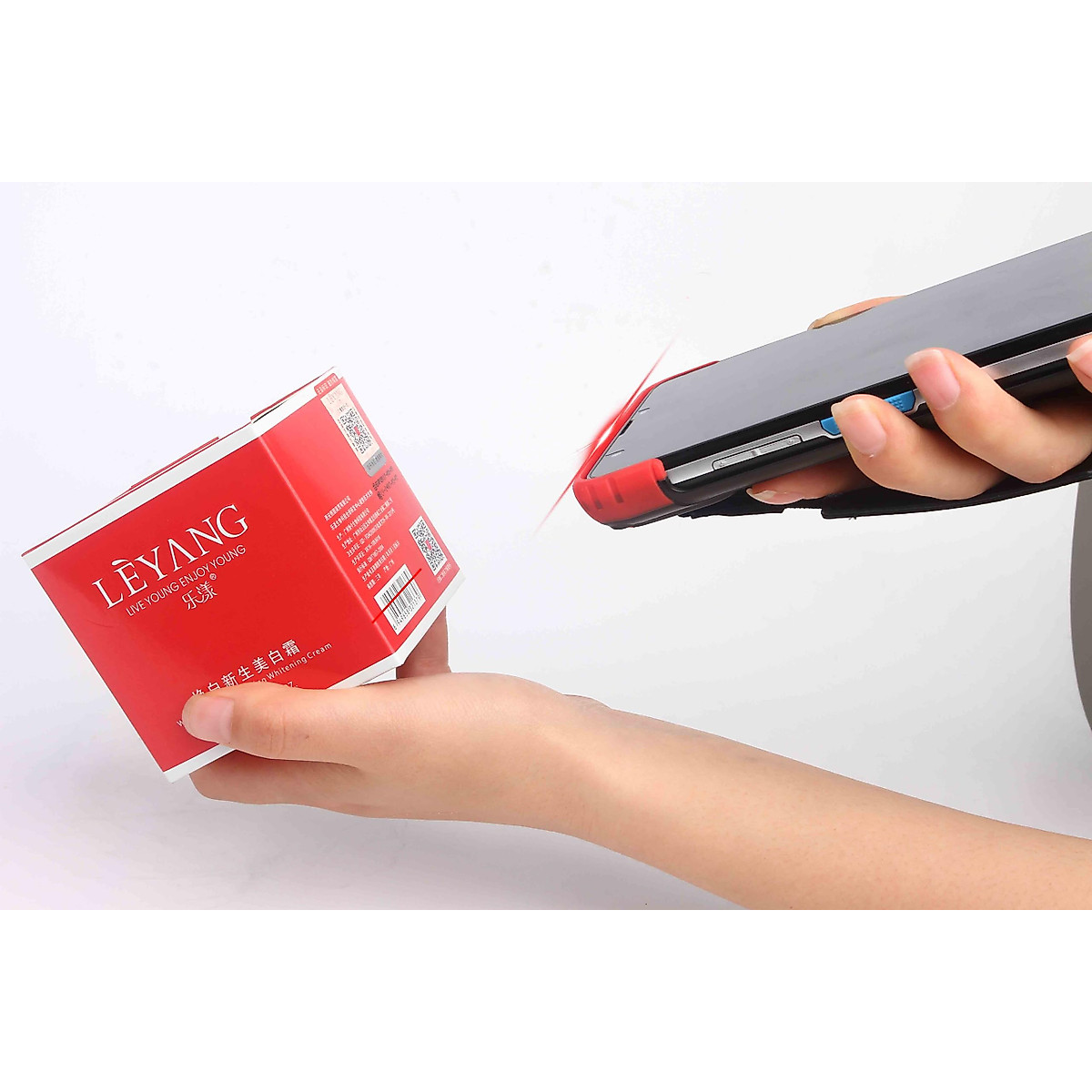 7" Android Rugged Tablet Barcode Scanner, 8 core CPU, NFC,WiFi,Bluetooth,IP67 Industrial Tablet with 1D 2D Laser Barcode Scanner for Inventory & Field Applications