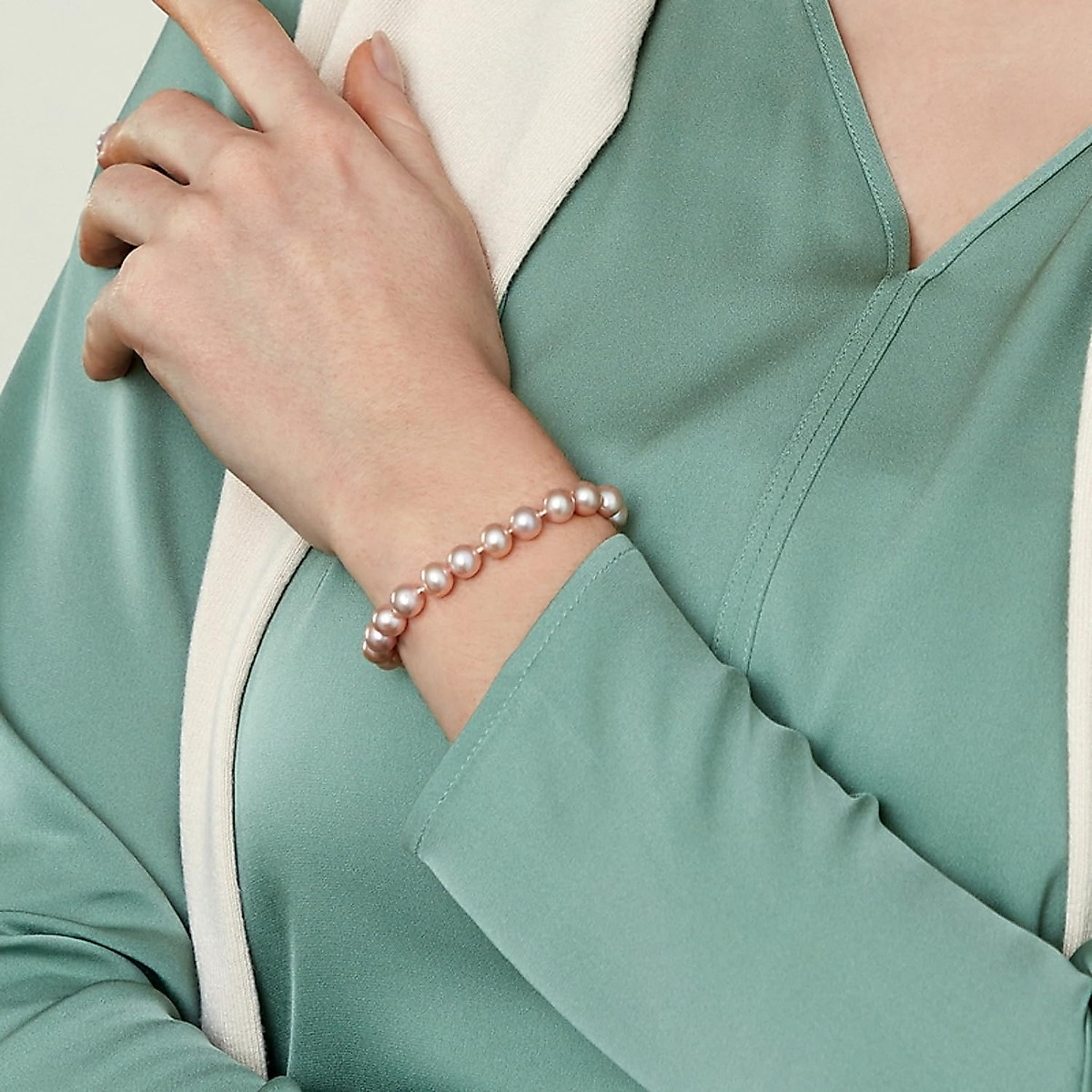 The Pearl Source 14K Gold 7-8mm AAA Quality Round Pink Freshwater Cultured Pearl Bracelet for Women