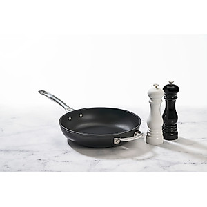 Le Creuset Salt and Pepper Mill Set, 8" x 2 1/2" each, Black & White