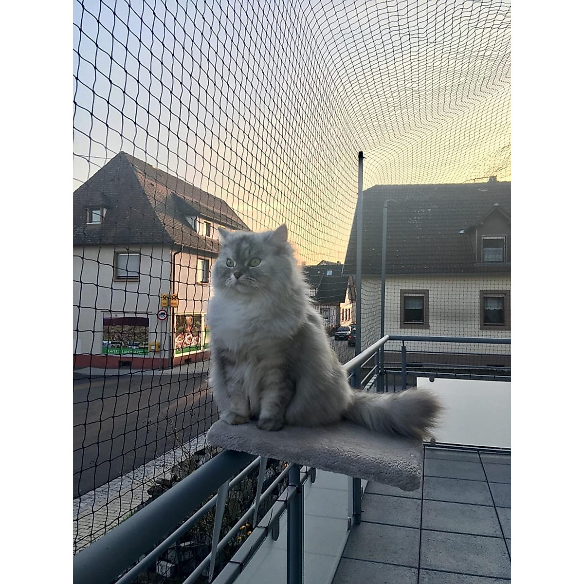 AIYGO Cat Netting Balcony Pet Mesh Fence for Balcony Black Nylon Balcony Netting for Pets Anti-Fall Cat Net for Balcony and Windows（10 * 20ft）