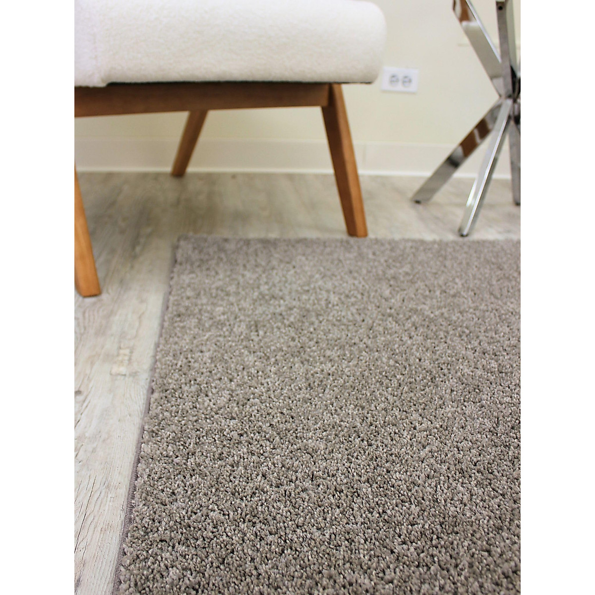 KOECKRITZ Custom Cut-to-Fit Indoor Frieze Area Rug - 25 oz Pewter Carpet - Soft and Loose Pile - Ideal for Living Room, Bedroom, Entryway, Dorms, Office, Homes, Apartments - 10'x12'