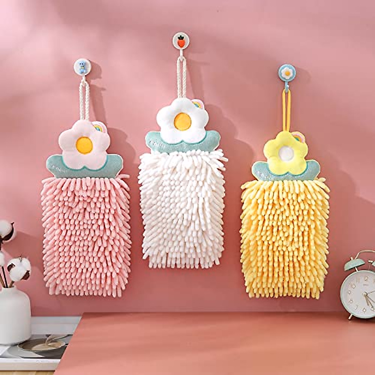 ALUKAP Chenille Flower Hand Towel, Fuzzy Ball Hand Towel, Kitchen Bathroom Hand Towels, Hanging Hands Towels Ball Soft Touch Fast Drying, 1 Pack Thickened Towel Pink