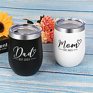Homlouue New Parents Gift, Mom Dad Est 2023 Wine Tumbler Set for New Mom Dad Baby Shower New Pregnancy Baby Announcement, 12 Oz Insulated Stainless Steel Wine Tumbler, Set of 2, Black and White