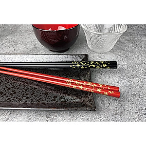 Premium Japanese Chopsticks Reusable 2prs Set [ Made in Japan ] Traditional Lacquer Art Wooden Chopsticks A (Golden Floret BK/RD(2KR006))