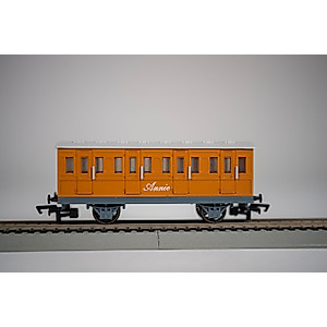 Bachmann Trains - THOMAS & FRIENDS ANNIE COACH - HO Scale