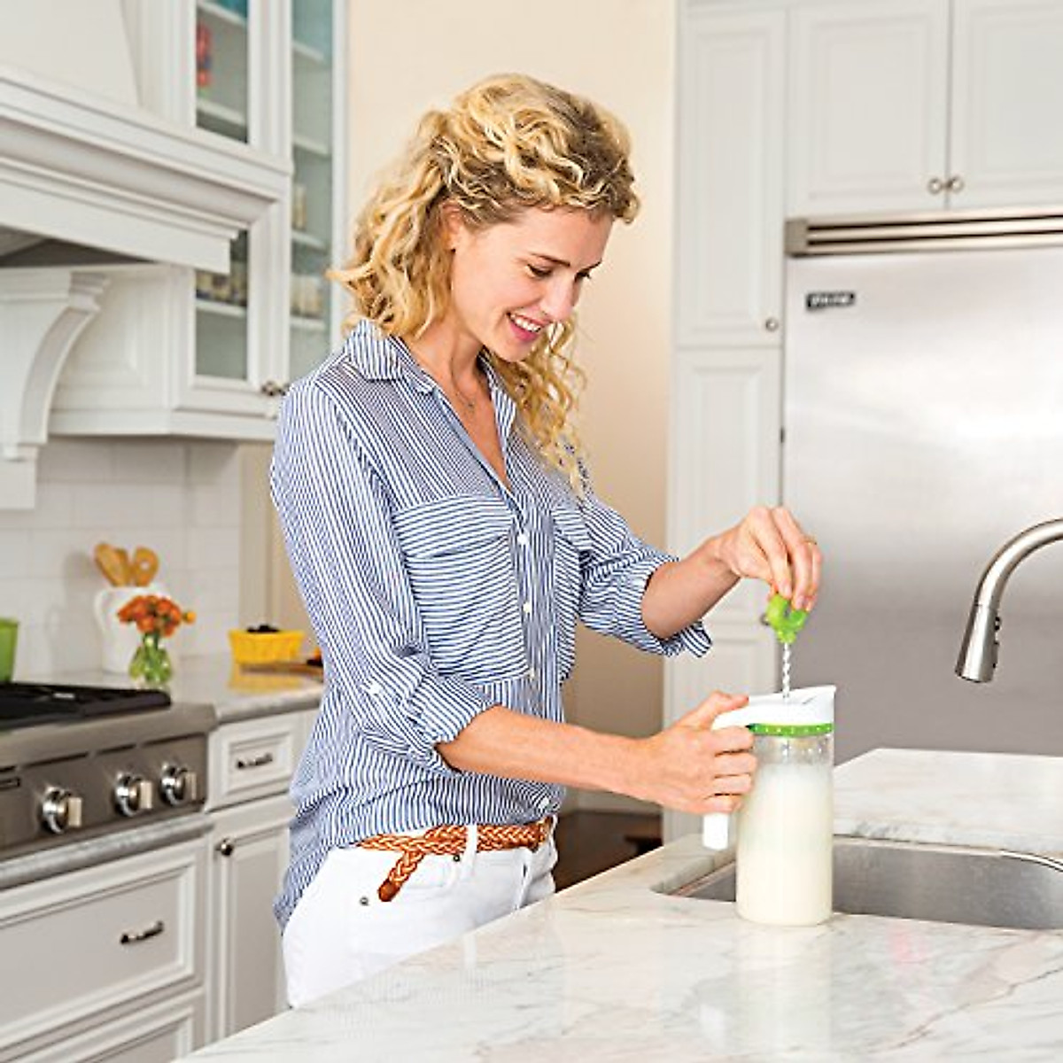 Munchkin® Smart Blend™ Formula Mixing Pitcher, Green