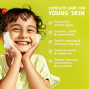 The Natural and Organic Family Kids Foaming Face Wash - Clean and Gentle Face Wash for Kids and Preteens - Made in the UK