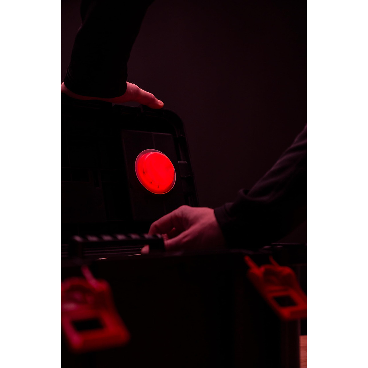 Cyalume ChemLight Military Grade LightShape Circle Marker, Red, 4 Hour Duration (Pack of 10) (9-42720PF)