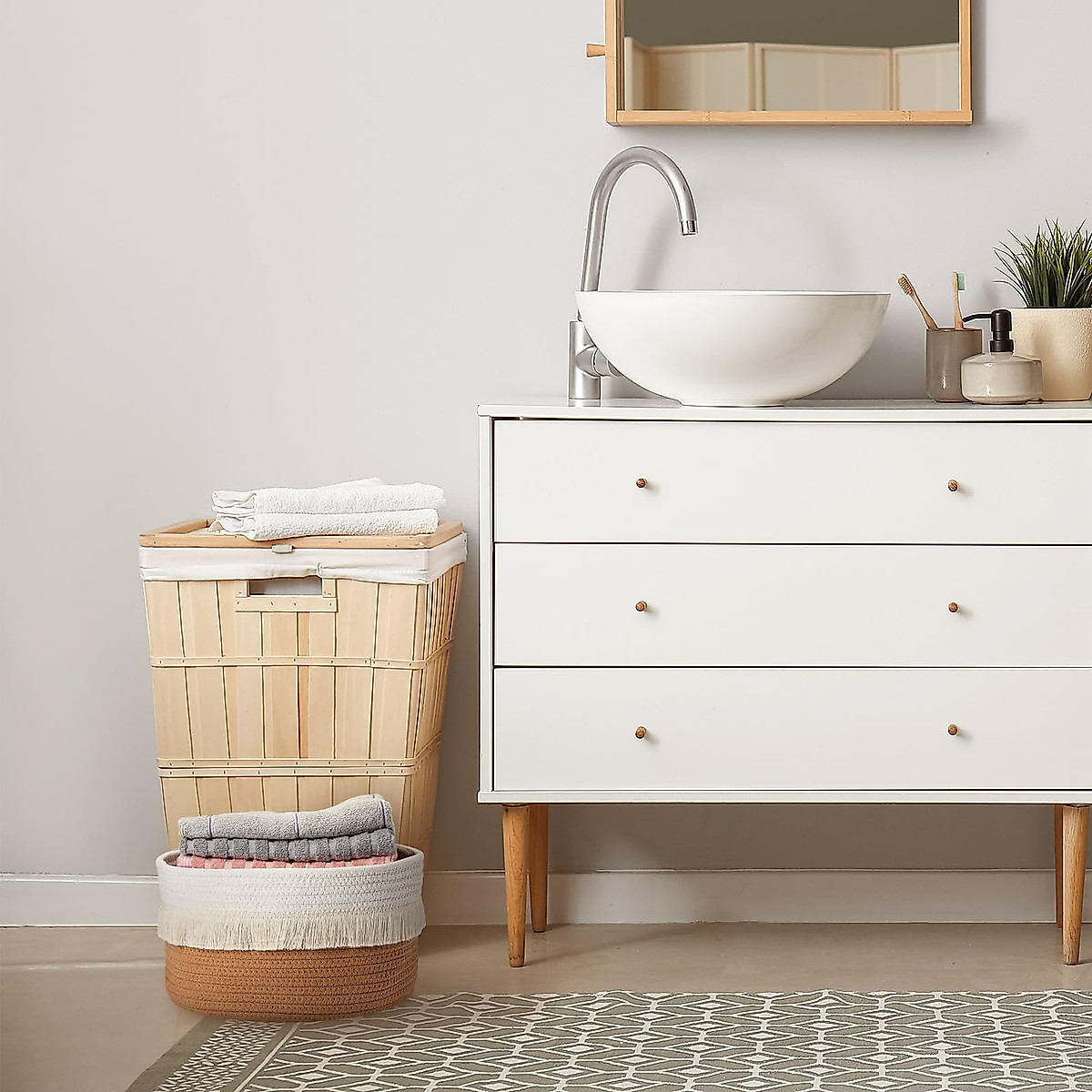 Kinlop 2 Pcs Small Woven Jute Cotton Rope Round Basket with Lid Macrame Storage Basket with Lid Decorative Storage Bins with Lids Decorative Hamper for Diaper with Cute Tassel