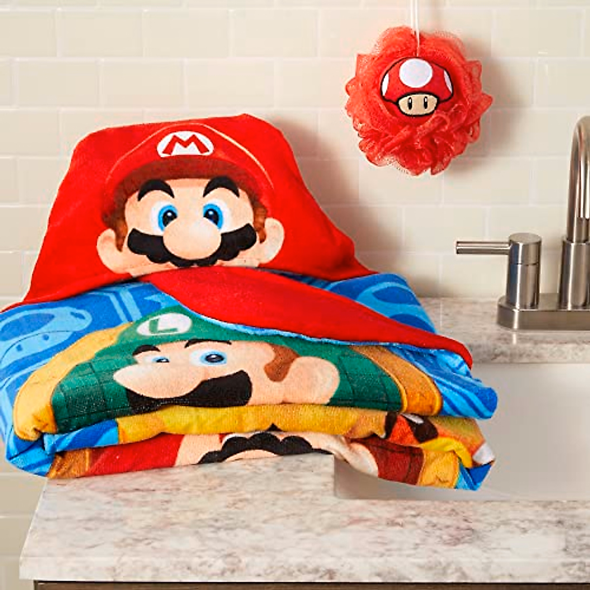 Franco Super Mario Kids Bath/Pool/Beach Soft Cotton Terry Hooded Towel Wrap and loofah Set, 24 in x 50 in (Official Nickelodeon Product)