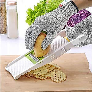 SZYIKUER Cut Resistant Gloves Food Grade Level 5 Hand Protection,Kitchen Cut Gloves (Medium(palm Diameter 3.35-3.75inch))