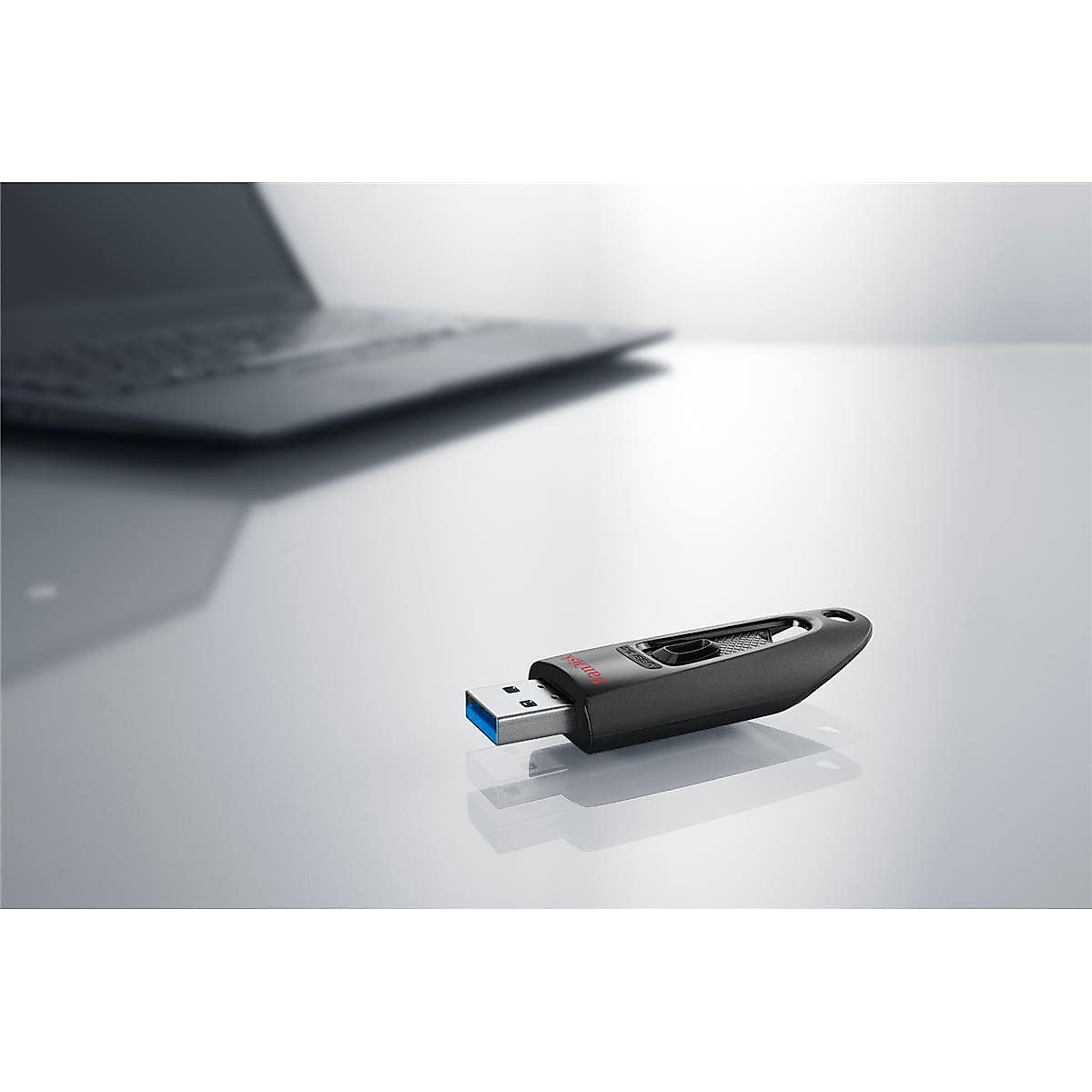 SanDisk 32GB Ultra USB 3.0 Flash Drive