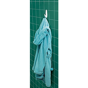 Command Bath Hook With Water-Resistant Strips