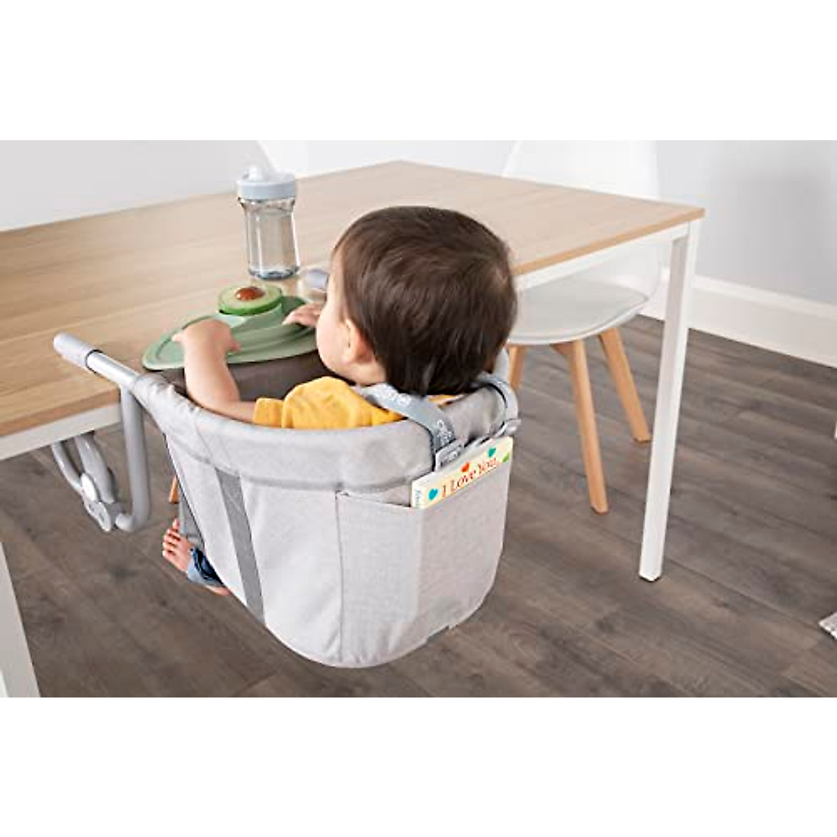 Regalo Easy Diner Hook-On High Chair, Includes Storage Pocket, Rubber Bumpers to Protect Surfaces, and Fast Compact Foldable Design for Home and Travel Use
