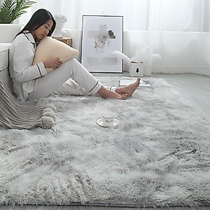 BESTORI Fluffy Rug for Bedroom Furry Shag Area Carpets Tie Dye Anti-Slip Plush Shaggy Rugs for Kids Girls Nursery Dorm Living Room Home Decor Purple, 15.7 x 23.6 in