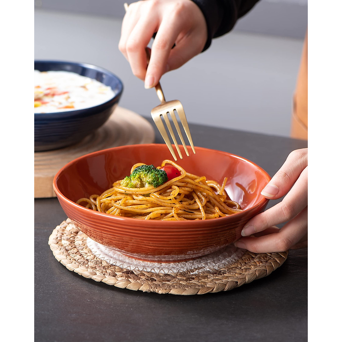 HENXFEN LEAD Ceramic Bowls Set of 4 for Salad, Cereal, Soup, Pasta - 7 Inch Stoneware Ramen, Noodles Bowls for Serving 24 Oz, Microwave & Oven, Dishwasher Safe, Scratch Resistant, Brown