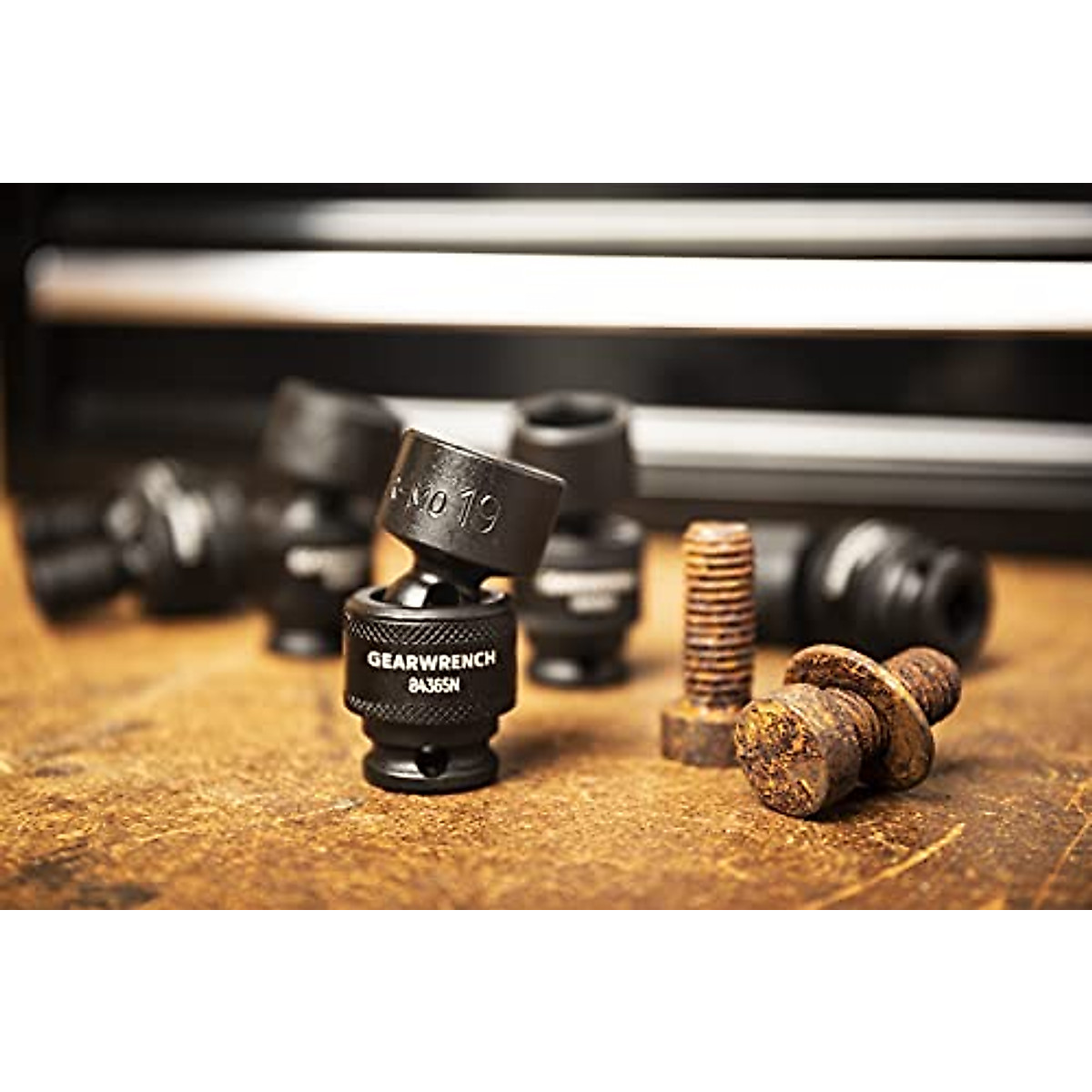 GEARWRENCH 15 Piece 3/8inch Drive 6 Point Universal Impact Socket Set, Metric - 84918N