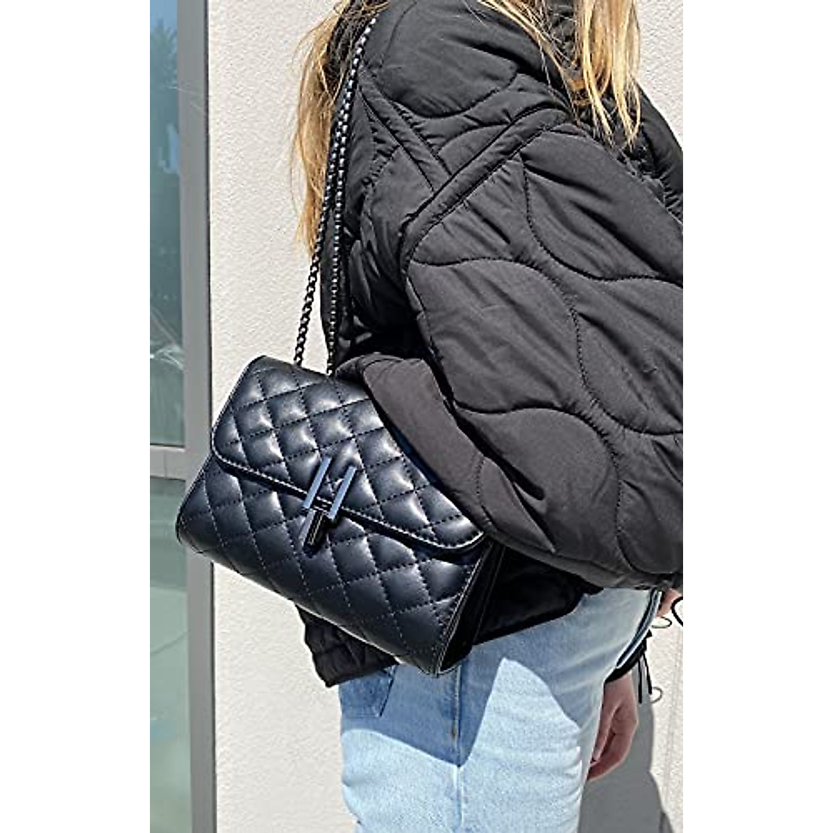 Small Quilted Crossbody Handbag or Shoulder Bag with Flap Purse with Chain Strap for Women (Black - Graphite Chain)
