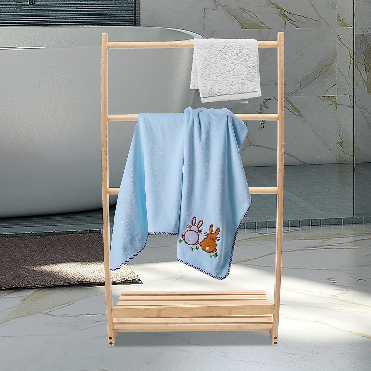 Free Standing Towel Rack, Bamboo Freestanding Towel Rack for Bathroom with Bottom Storage Shelf, Blanket Drying Display Rack for Bathroom, Living Room