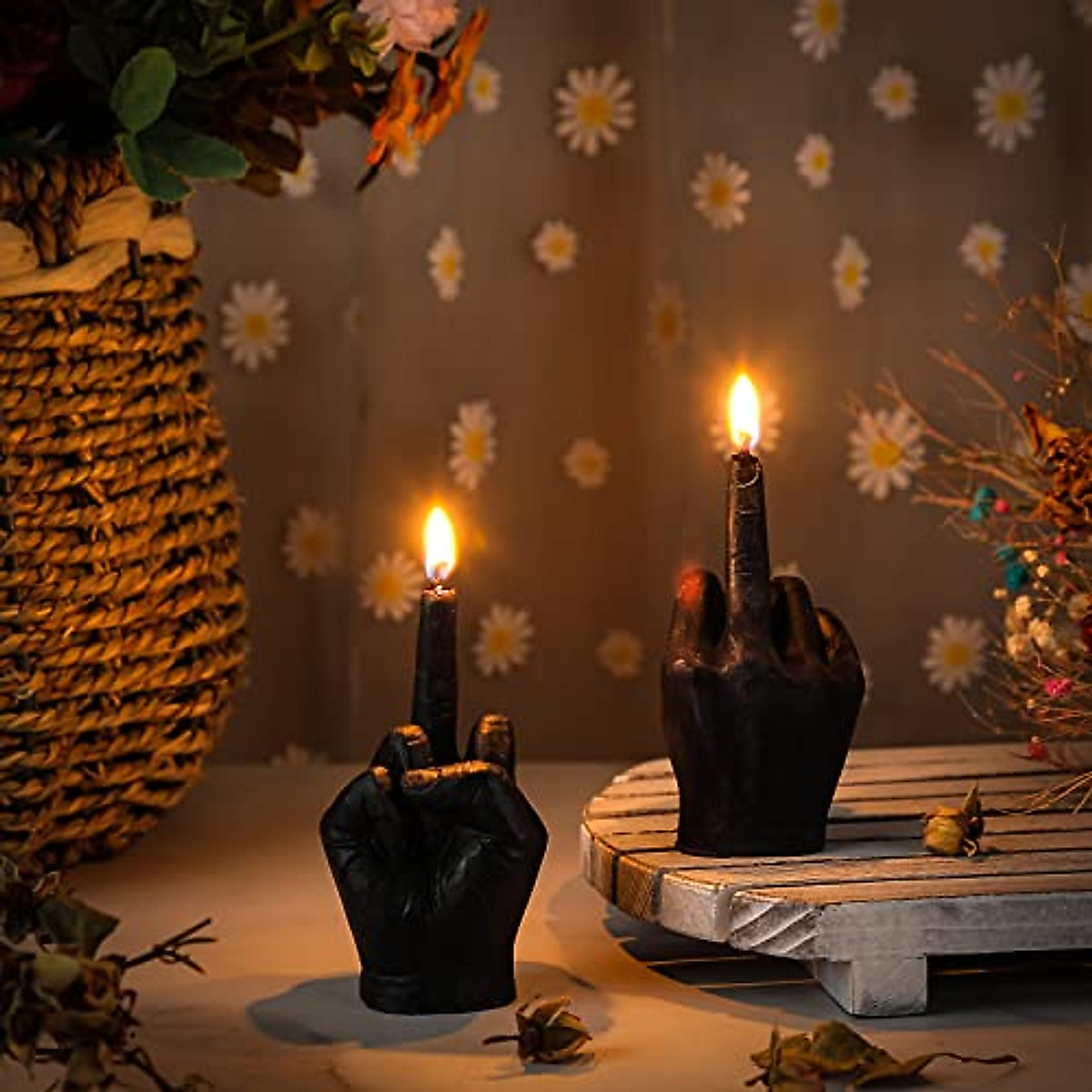 2 Pieces Middle Finger Aesthetic Candles Soy Wax Hand Shaped Candle Funky Room Decor Aesthetic Danish Room Decor Cool Trendy Modern Hippie Room Decor (Black)