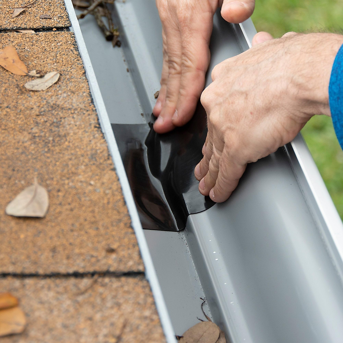 Flex Tape, 4 in x 5 ft, Black, Original Thick Flexible Rubberized Waterproof Tape - Seal and Patch Leaks, Works Underwater, Indoor Outdoor Projects - Home RV Roof Plumbing and Pool Repairs