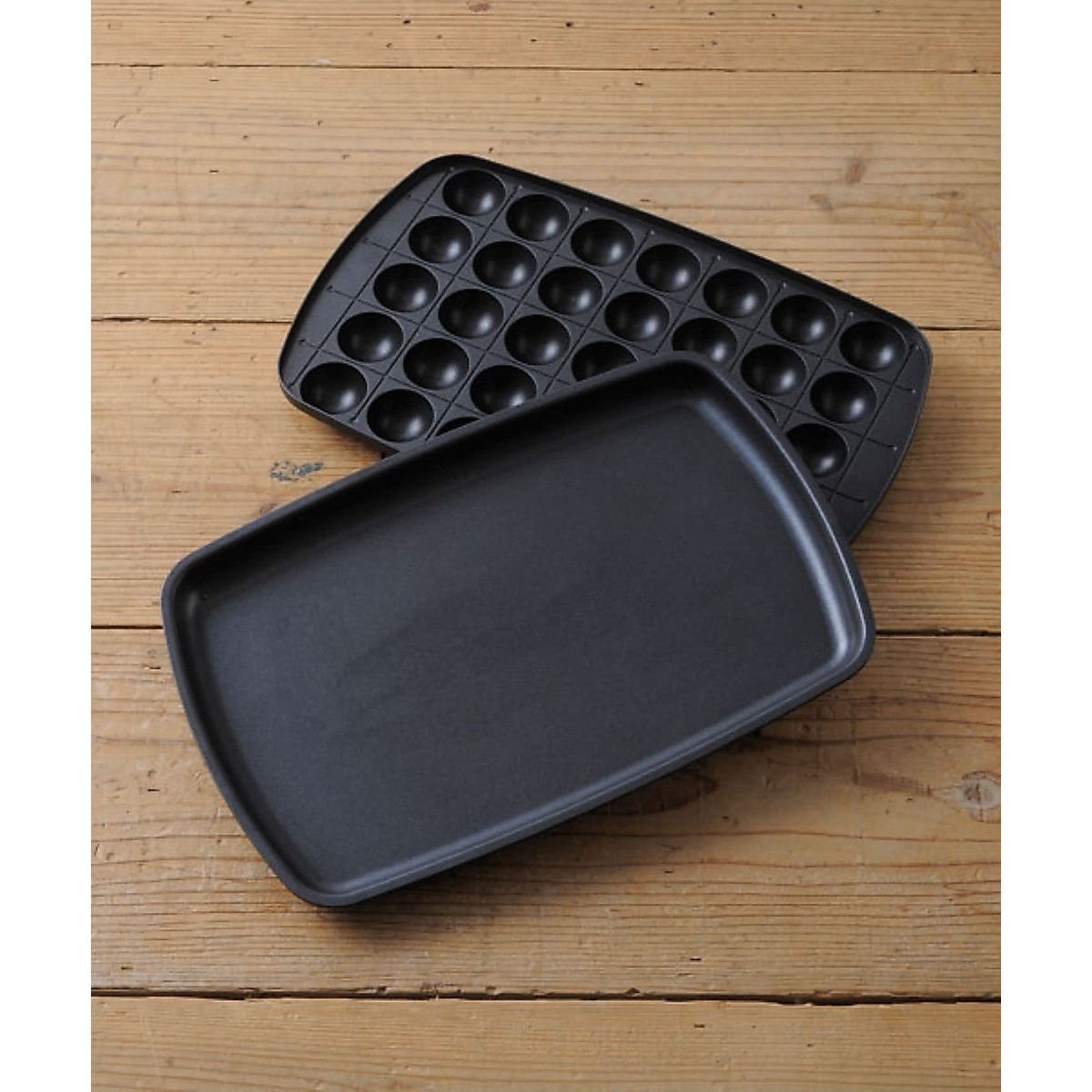 BRUNO Hot Plate Grande Size + Ceramic Coat Partition Pot + Grande For The Grill Plate + Grande Recipe Book 4-Piece Set Red