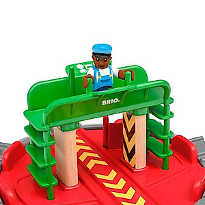 BRIO World 33476 - Turntable & Figure | 2 Piece Wooden Toy Train Accessory for Kids | Multiple Track Connection Points | Spacious Turntable | Poseable Train Engineer Figure | Ages 3 and Up