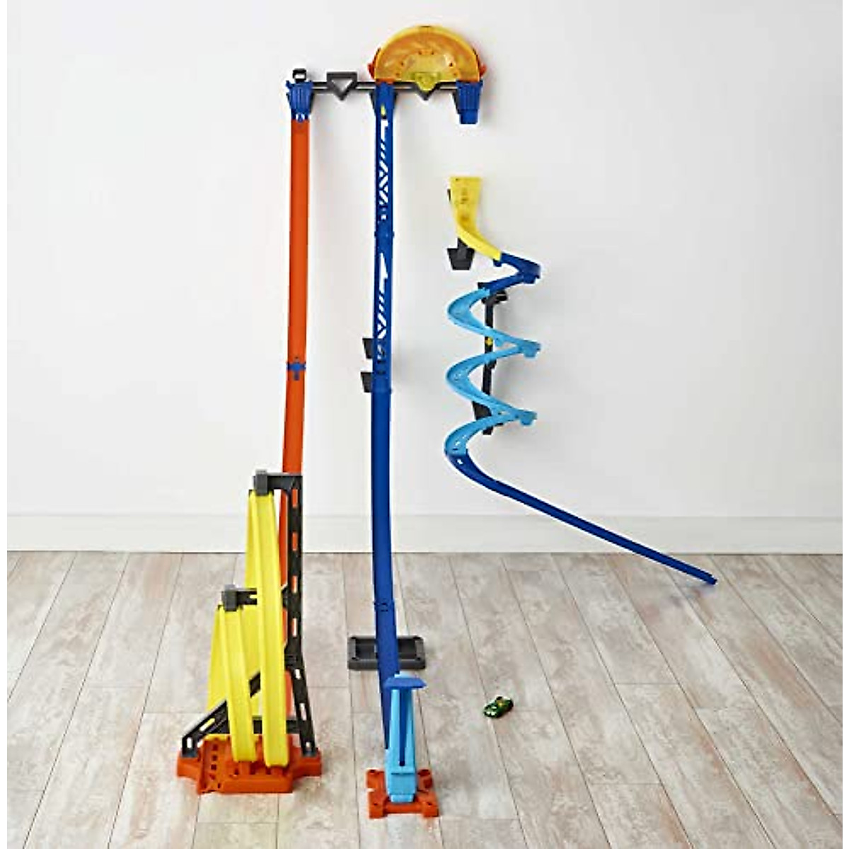 Hot Wheels Track Builder Track Set Vertical Launch Kit, 50-in Tall, 36 Component Parts & 1:64 Scale Toy Car [Amazon Exclusive]