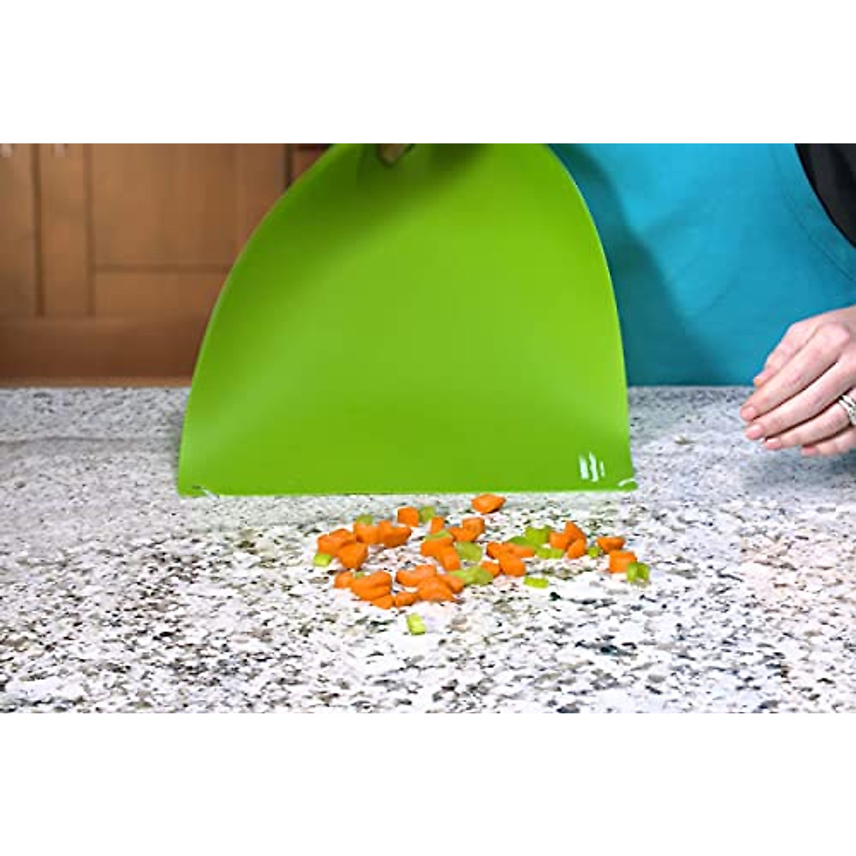 FUNCTIONAIRE Funnel-Board Kit – 4 Cutting Boards That Convert to a Funnel or Scoop. Includes EZ Mount Storage Holder That mounts Inside Cabinet Doors (no Screws Required). Watch Demo Video.