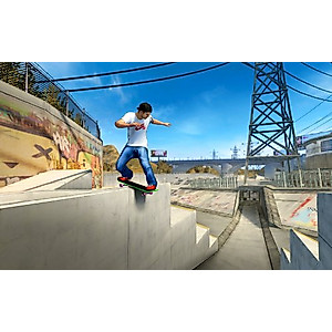 Xbox 360 Tony Hawk: Ride Skateboard Bundle