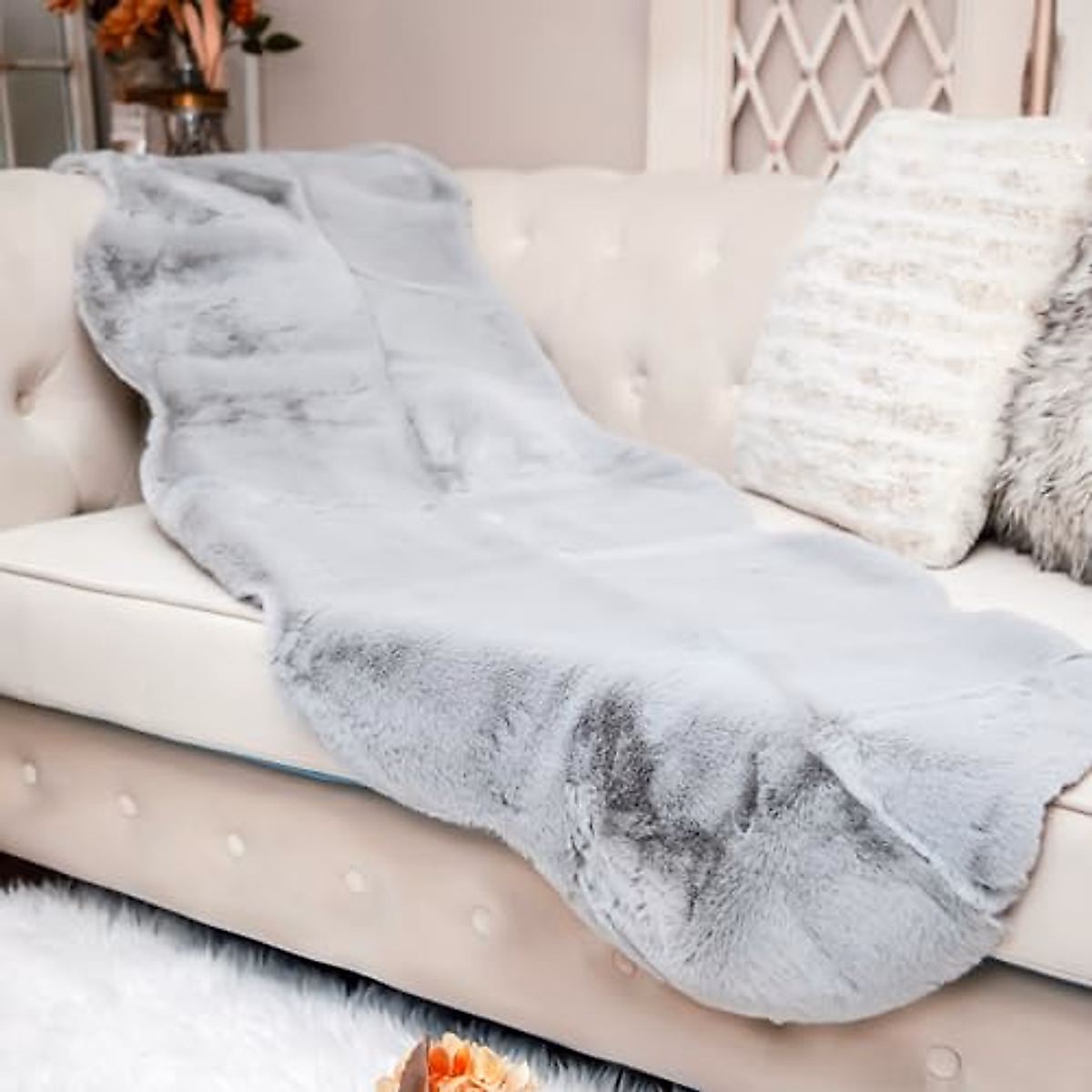 Ultra Soft Faux Rabbit Fur Area Rugs for Living Room Couch Pad Fuzzy Area Rug Fluffy Bedside Carpet Mat for Bedroom Floor Sofa Living Room Rugs 2 x 6 ft,Grey Rug