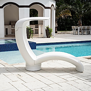 Step2 Vero Mondella Chair with Shade, Outdoor/Indoor Waterproof Patio Furniture, Pool Lounger, Use in Pools Up to 9-Inches of Water or Poolside Ledge, Made of Durable Plastic, Weighted, White