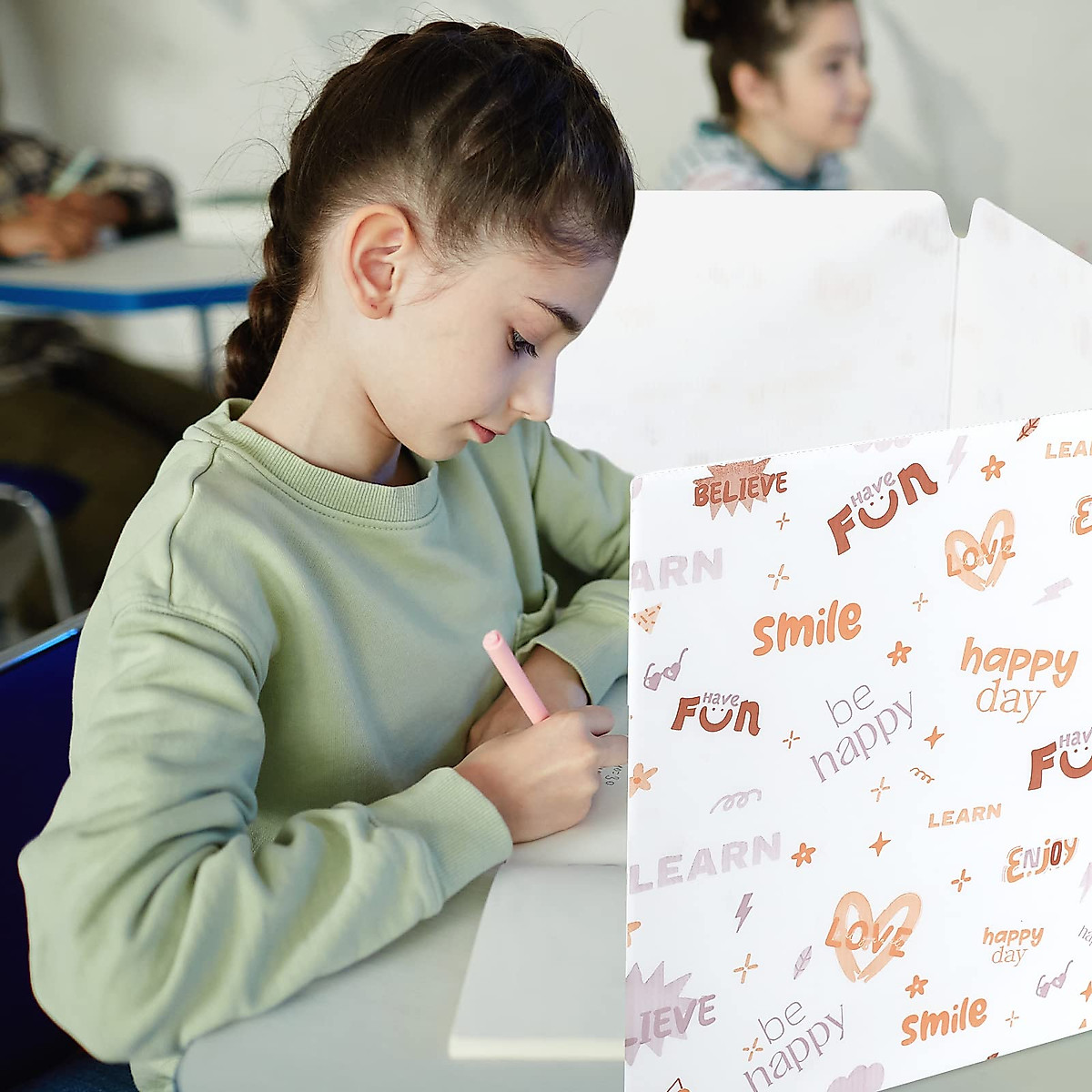 Perkoop 30pcs Plastic Privacy Desk Dividers for Students Rainbow Inspirational Boards Reduce Distractions Study Carrel Divider Folders Plastic Boards for Student Testing Classroom