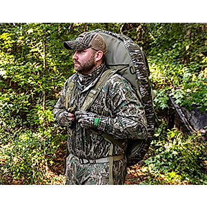 Primos Hunting Soft Bow Case in Mossy Oak Bottomland Camo 65634